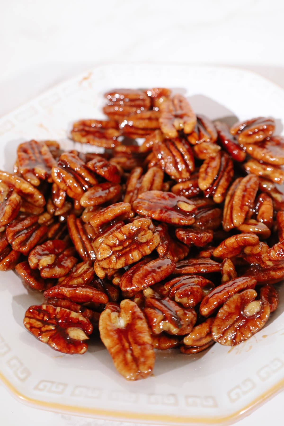 Candied Pecans Recipe: Easy and Delicious Snack - Shreya's Kitchen